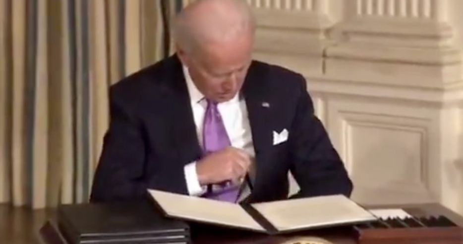 WATCH: President Biden Struggles to Put Pen in Suit Pocket - Todd Starnes
