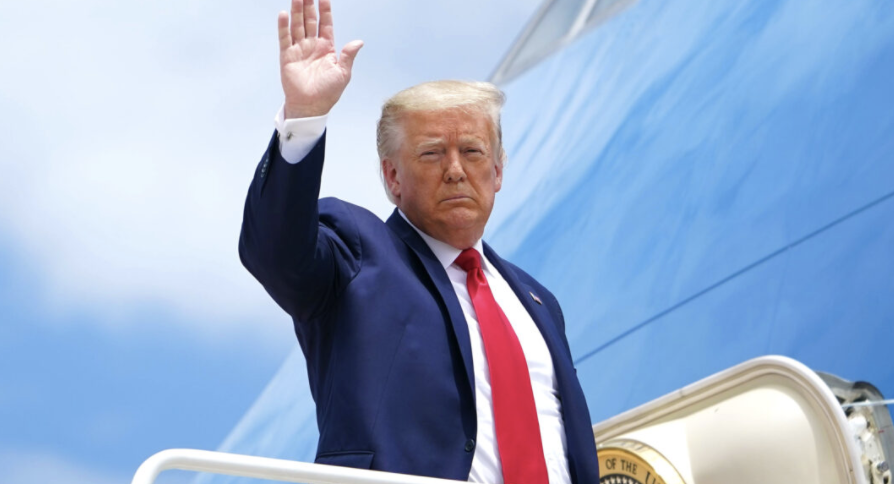 VIDEO: Thousands Turn Out to Greet Trump on President's Day! - Todd Starnes