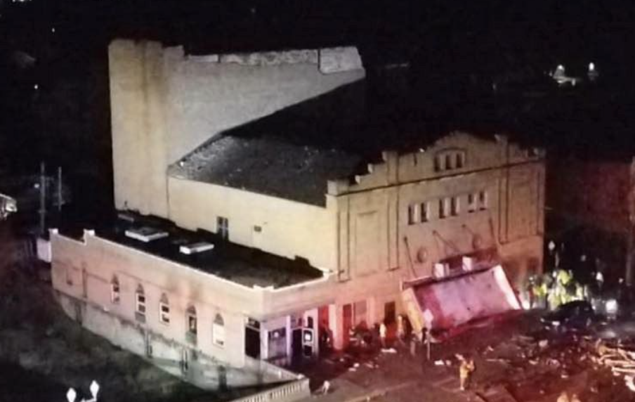 MASS CASUALTY: Theater Roof Collapses During Illinois Concert - Todd ...