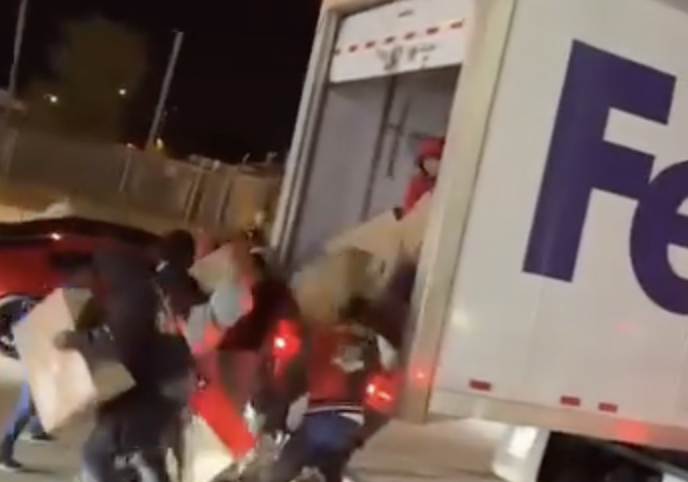 MEMPHIS: Gang Stops Traffic, Robs FedEx Driver - Todd Starnes
