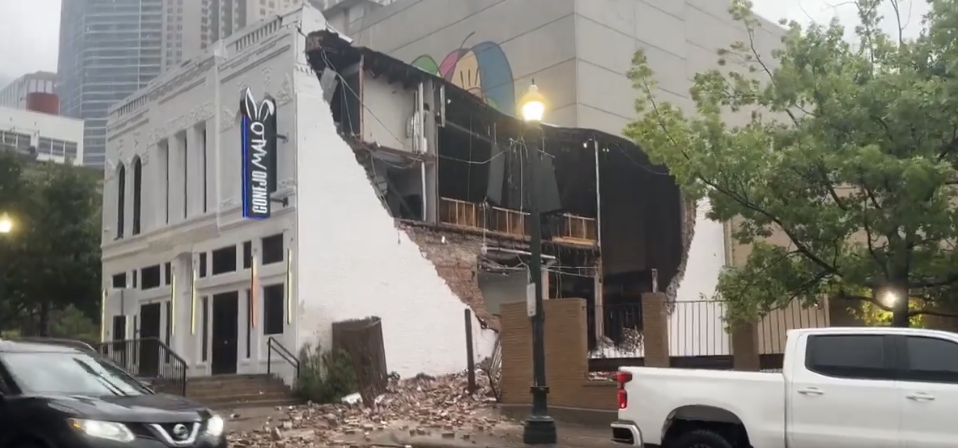 Storms Slam Houston; 1 Million Without Power, Skyscapers Damaged