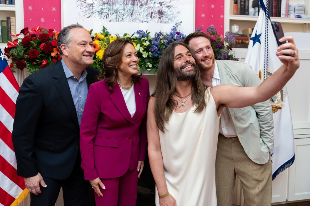 Who's the Bearded Dude in a Dress? Kamala Hosts 'Queer Eye' Cast at ...